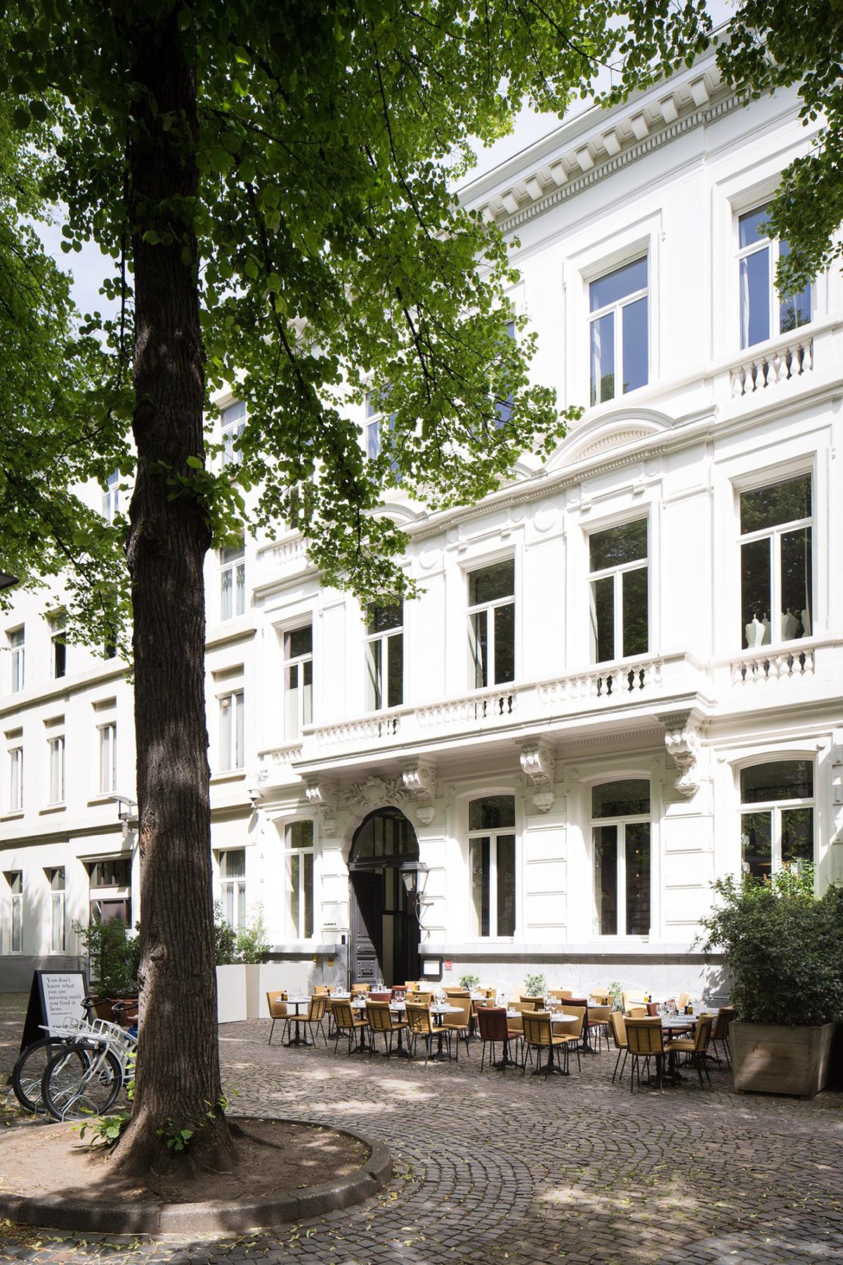 About us • Graanmarkt 13