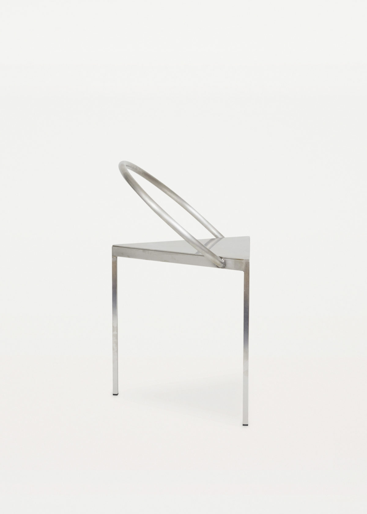 'Triangolo' steel chair • Graanmarkt 13