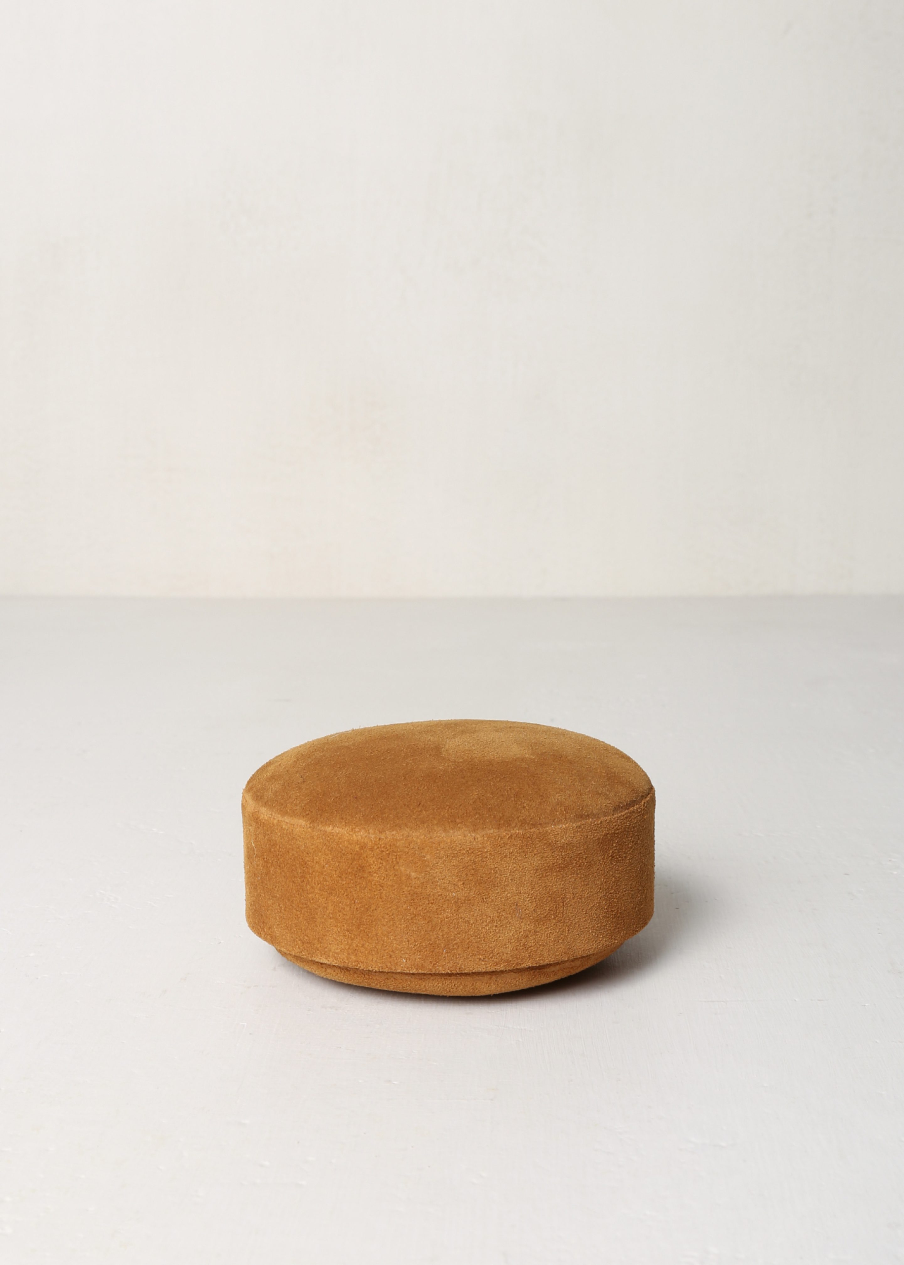 Pastille (2 colors) • Graanmarkt 13